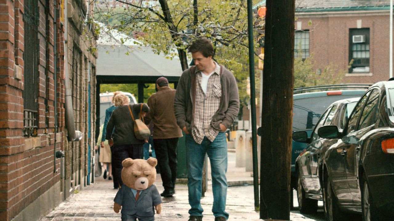 Seth MacFarlane gibt Update zur Ted Prequel TV-Serie