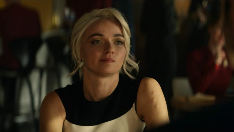 《星际迷航：奇异新世界》中斯波克和查佩尔的浪漫史