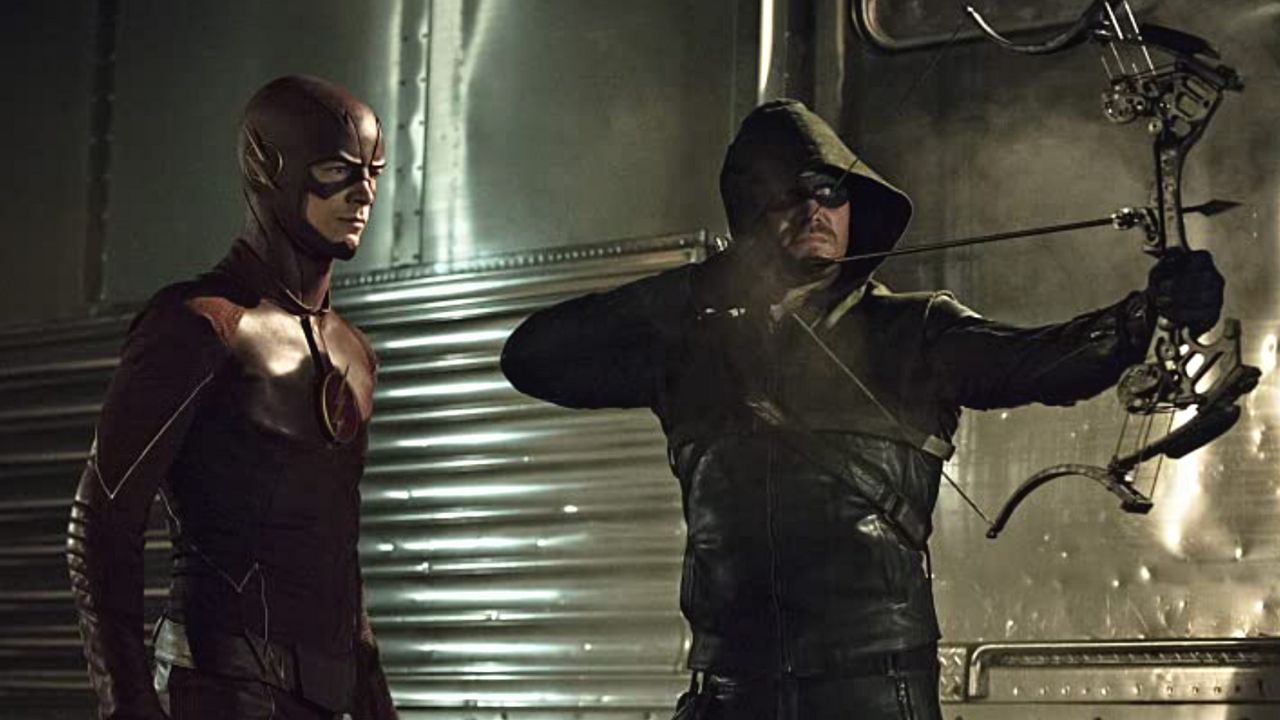 Will Stephen Amell return one last time to the Arrowverse?
