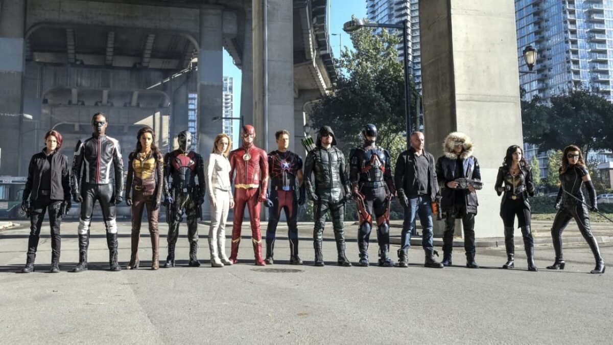 Come guardare l'Arrowverse in ordine? Guida facile e completa