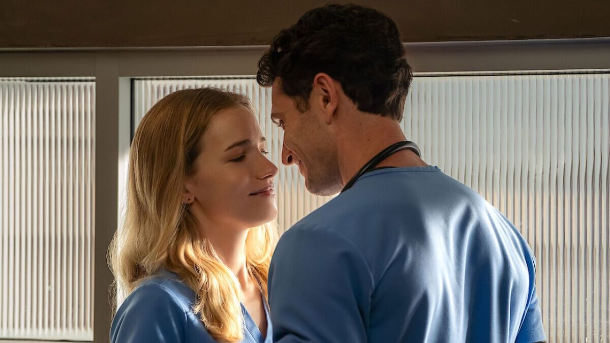 ¿Cuál es la fecha de estreno y el elenco de Pulse?