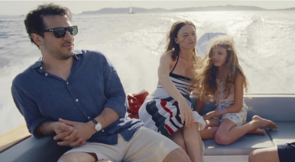 What Happens At The End Of Delicious? Does Philipp Eat His Dad?